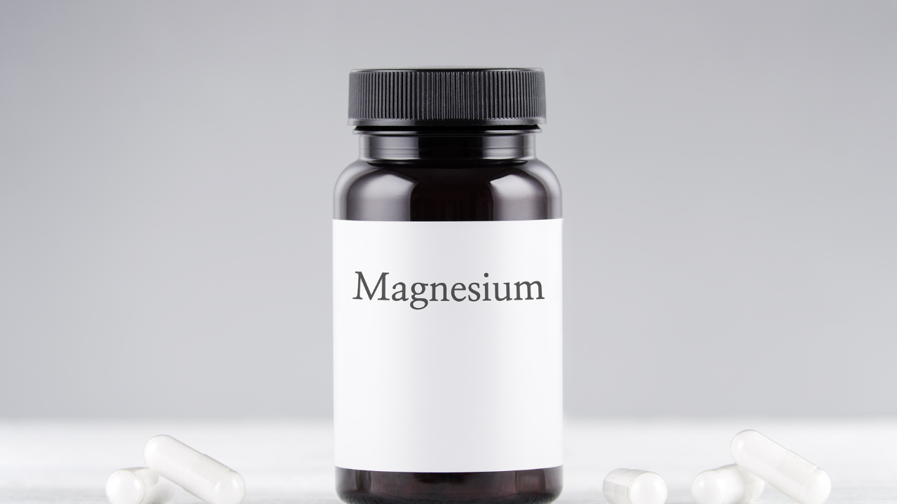 Low magnesium levels: Causes, warning signs, and the best treatment ...