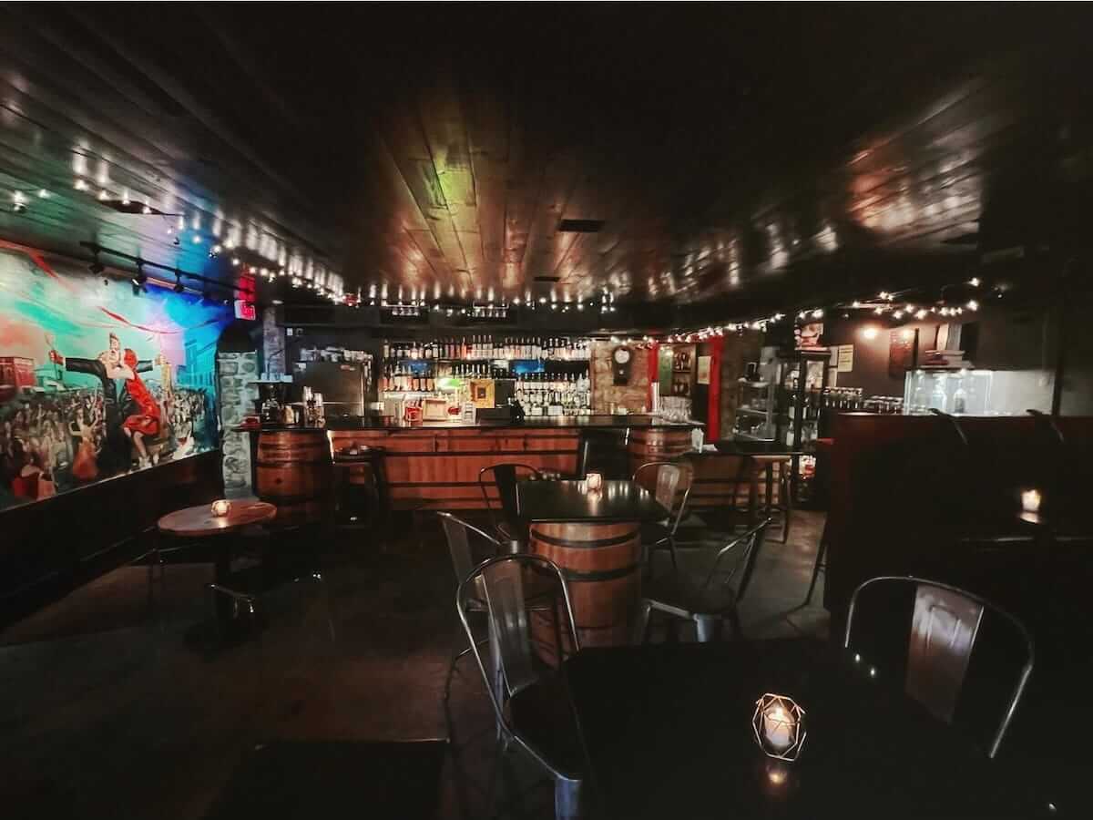 Hidden gem things to do in Lawrence, Kansas, that visitors don't want ...