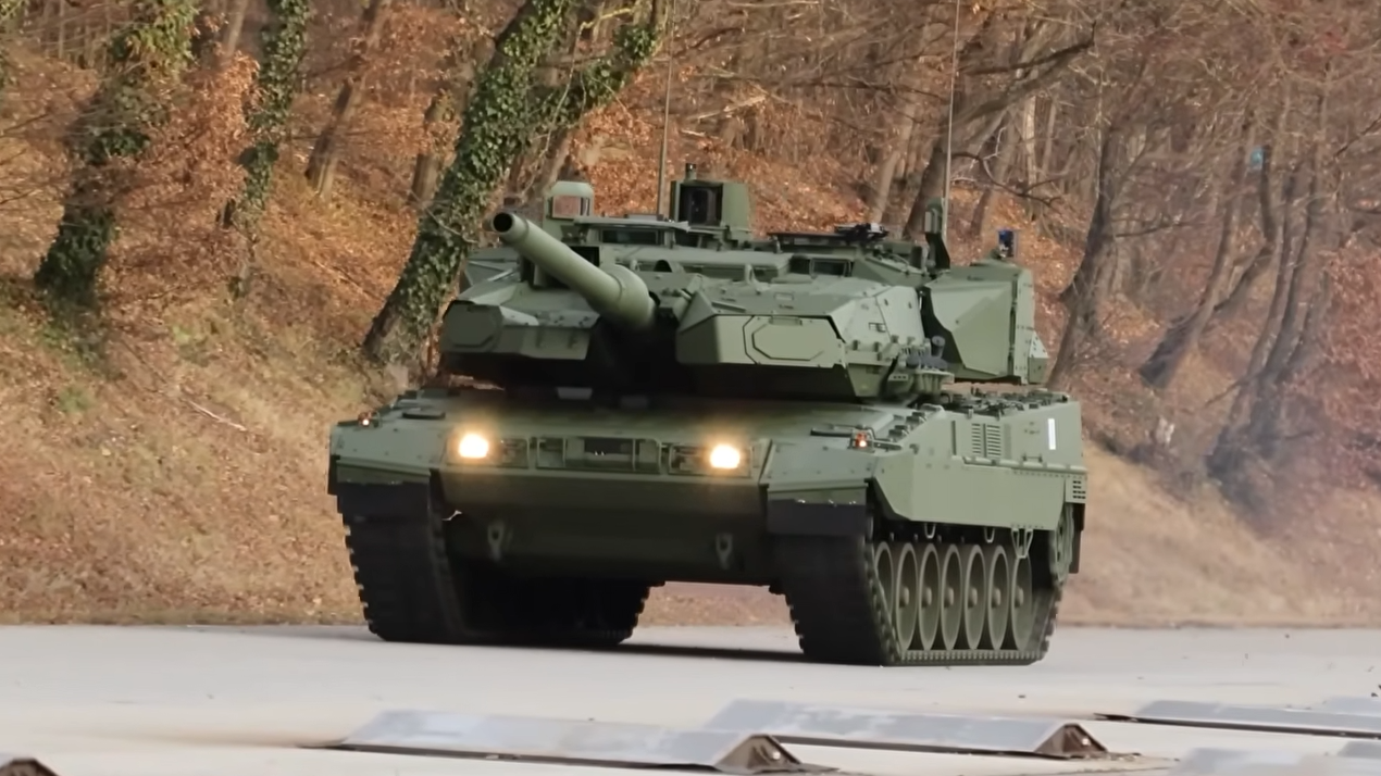 Schau, was passiert, wenn der Leopard 2A8 offiziell vorgestellt wird