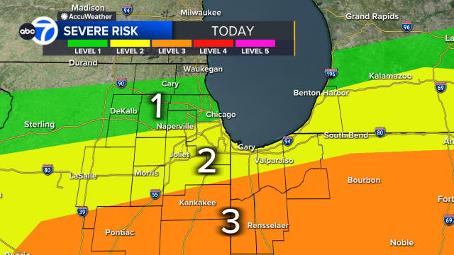 Chicago weather: Storms move through parts of area, bringing hail ...