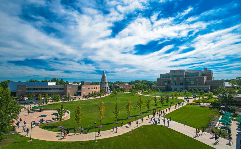 USI launches new microcredentials for career advancement