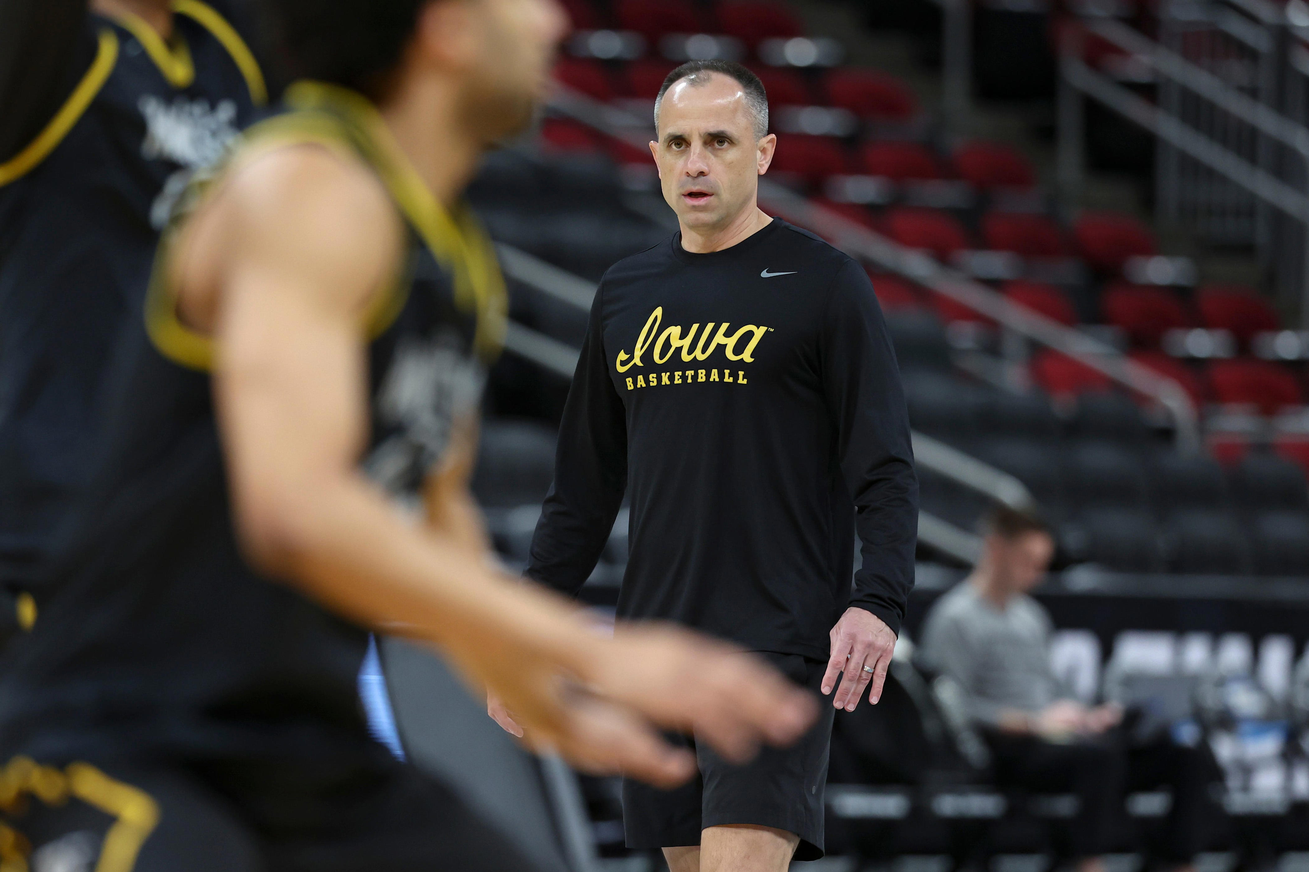 Iowa's Ben McCollum shuts down rumors to college basketball openings