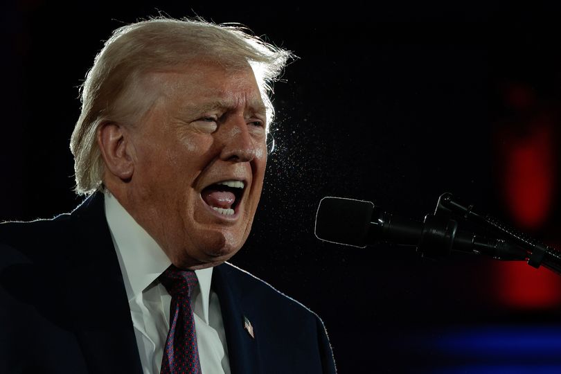Six unhinged Trump moments from NRCC dinner including screaming and ...