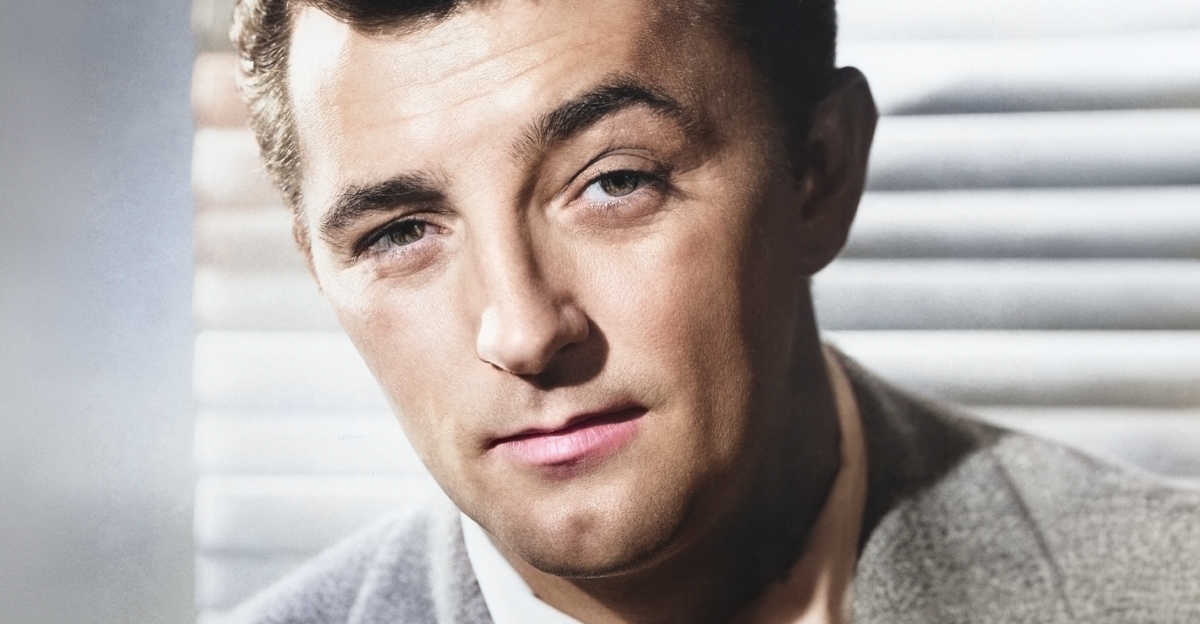 Robert Mitchum struck fear into audiences as a film noir villain—but ...