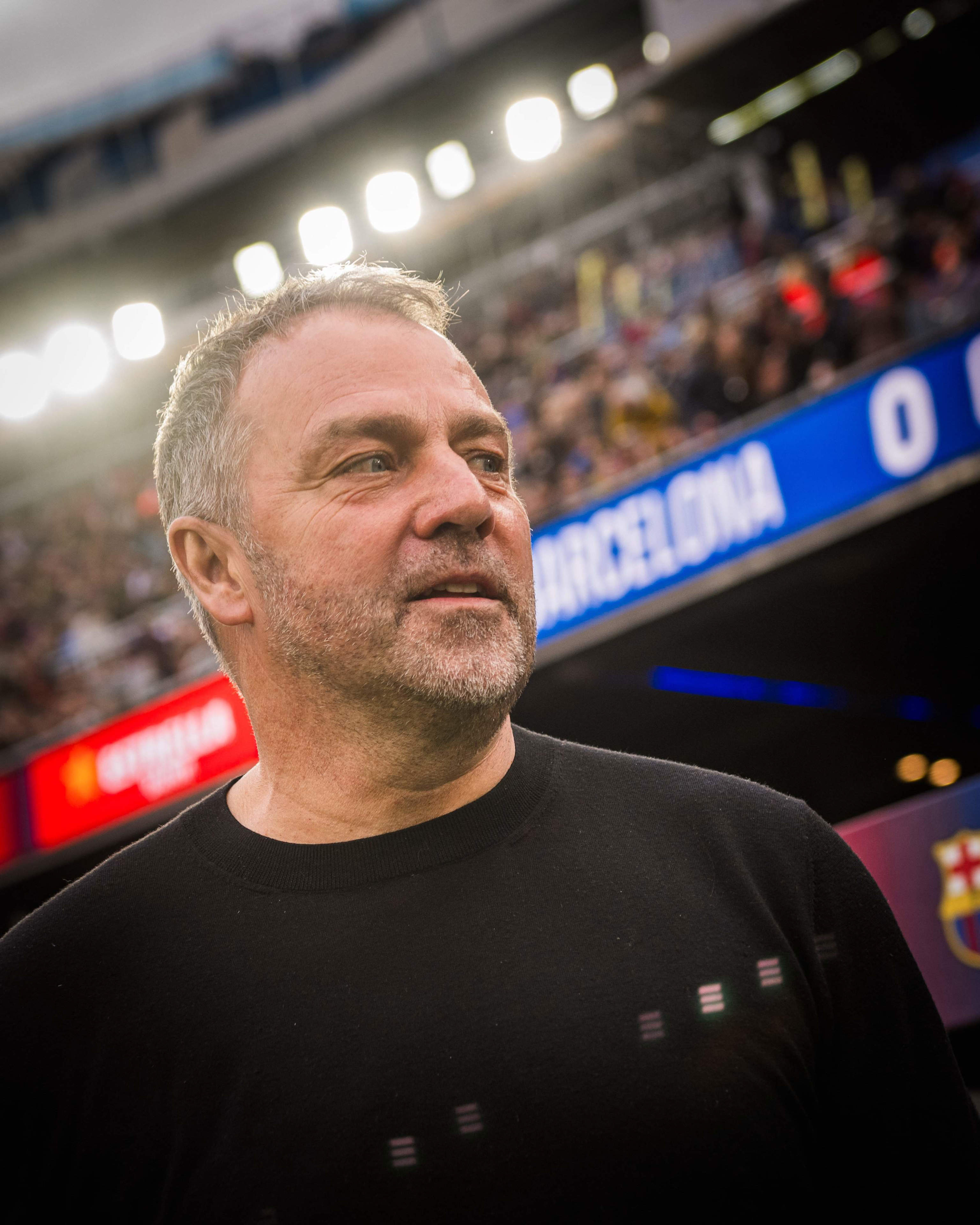 Hansi Flick pide al Barça tres fichajes y, como mínimo, cuatro salidas ...