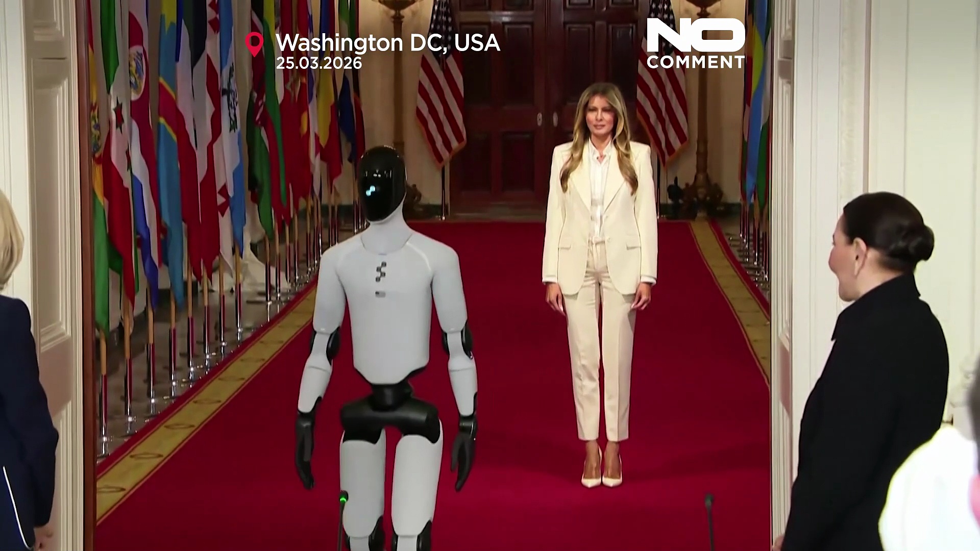 Beyaz Saray'daki eğitim zirvesine Melania Trump ve insansı robot katıldı