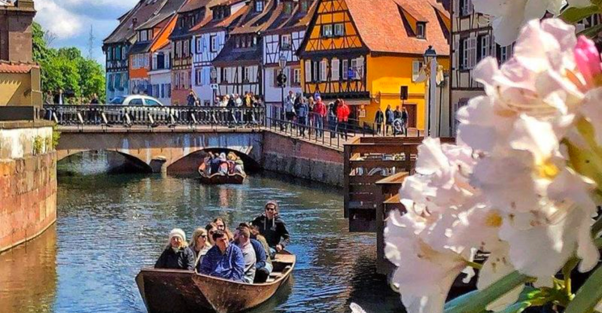 15 stunning small towns perfect for a spring 2026 escape
