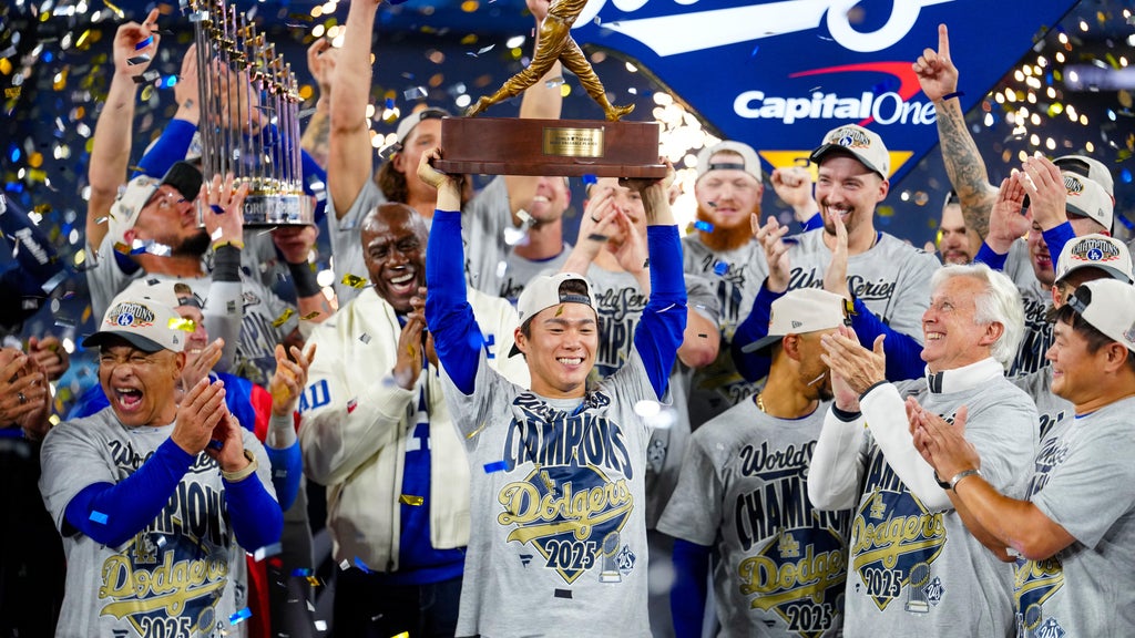 Dodgers begin quest for three-straight World Series titles as 2026 MLB ...