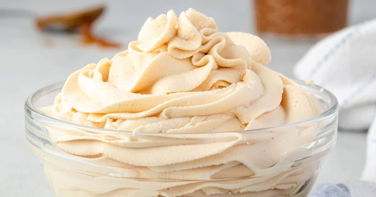 12 easy homemade whipped cream recipes for spring desserts