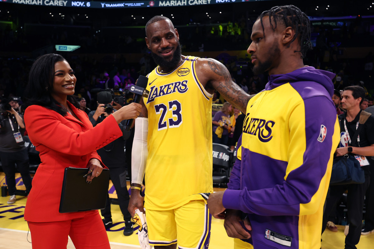 LeBron James, Bronny James moment during Lakers game draws attention
