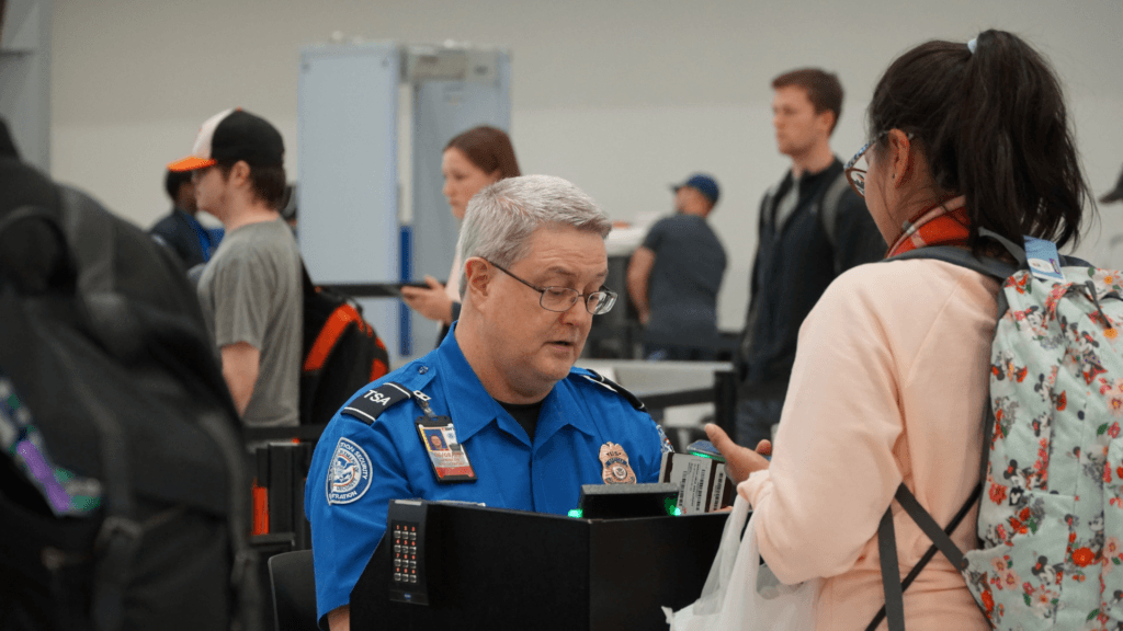 TSA warns high call-out rates could force airport shutdowns