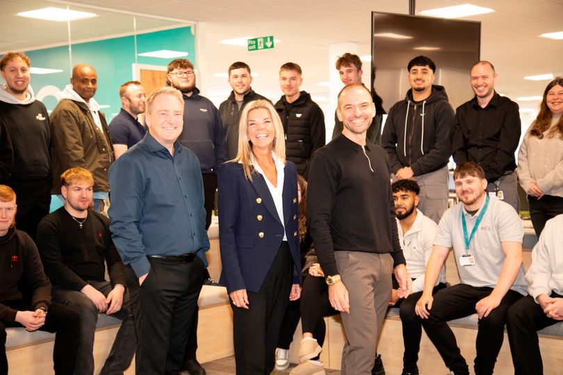 Hundreds of jobs to be created by Hull call centre firm ResQ