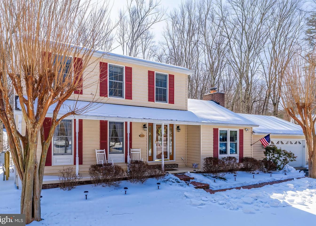 Discover a 1984 colonial retreat in Warrenton, Virginia, nestled on ...