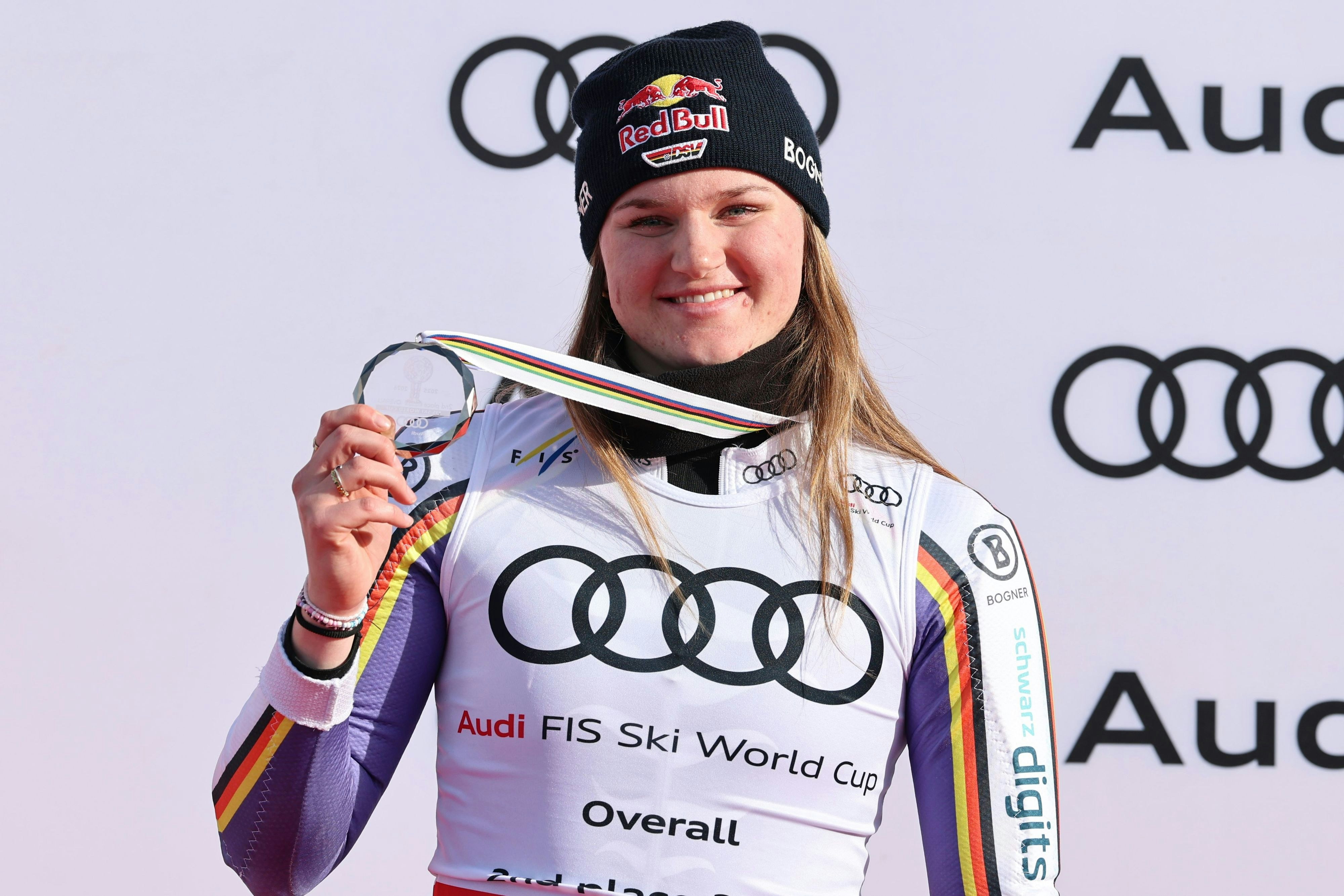 Zusätzlich zu Olympia-Prämie: So viel Kohle kassierte Ski-Star Aicher ...