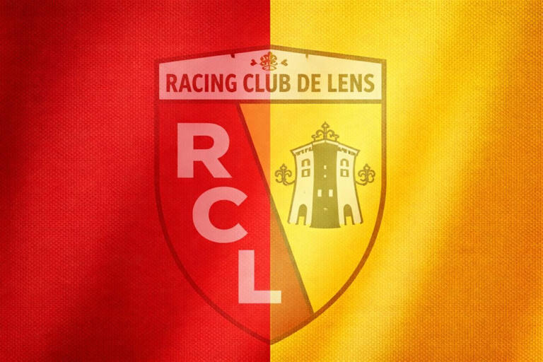 Photo : Lens dévoile son premier maillot adidas