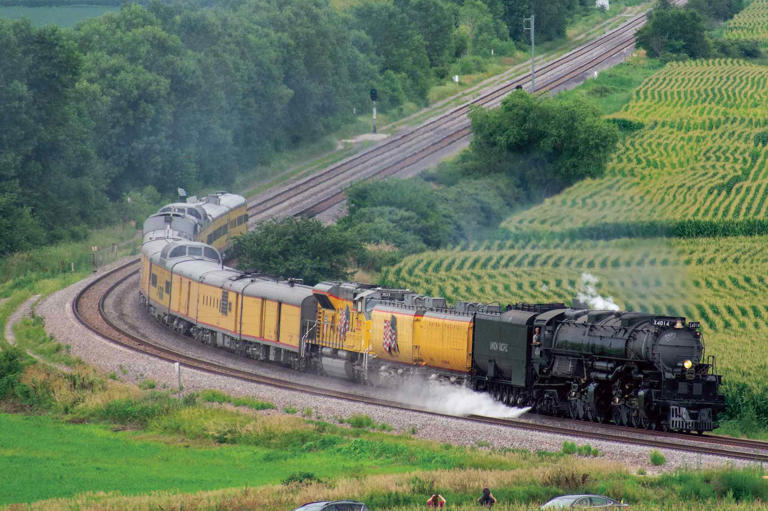 The world’s largest steam train is crossing the US for America’s 250th ...