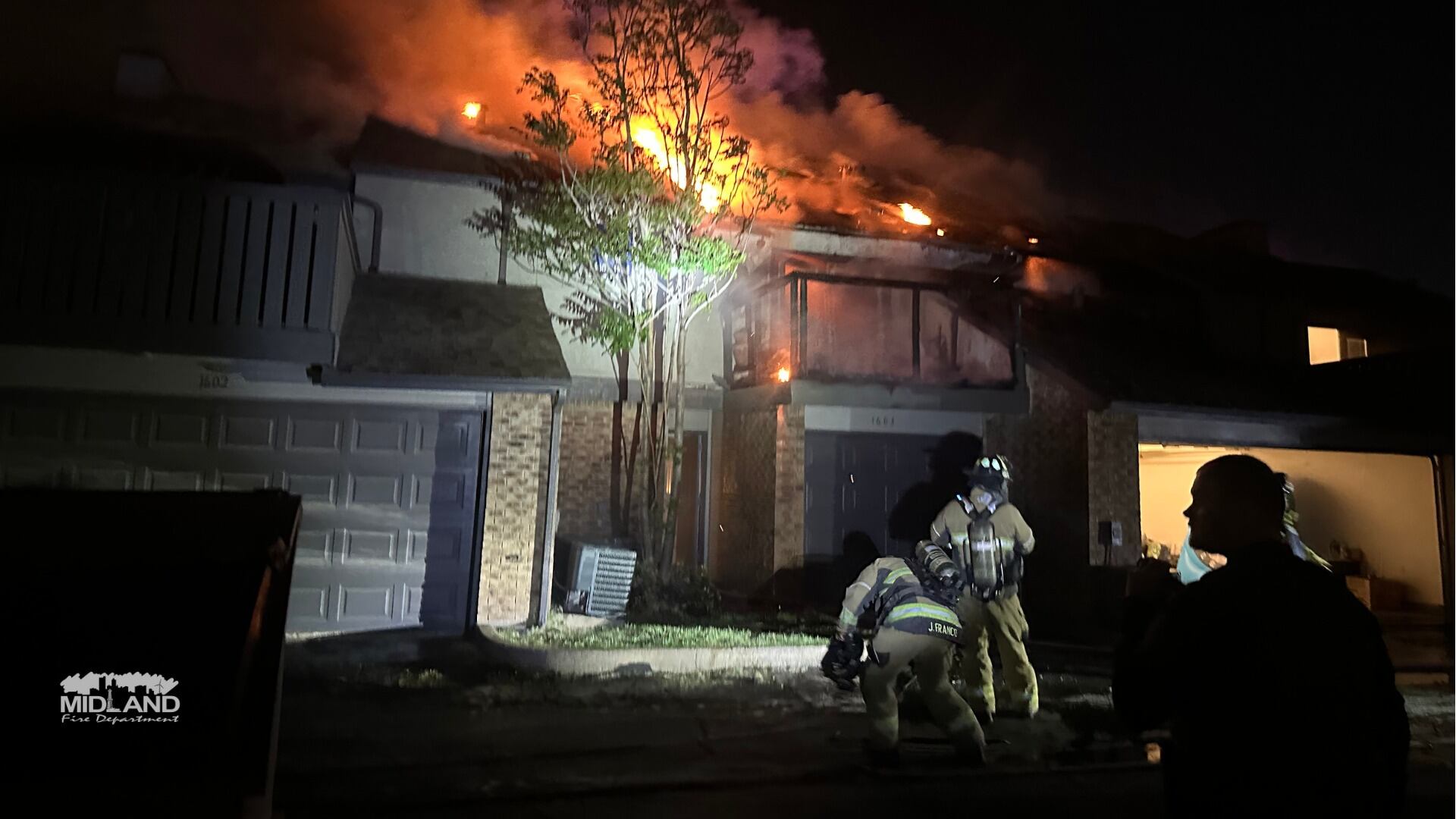 6 people displaced after Midland apartment fire, no injuries reported