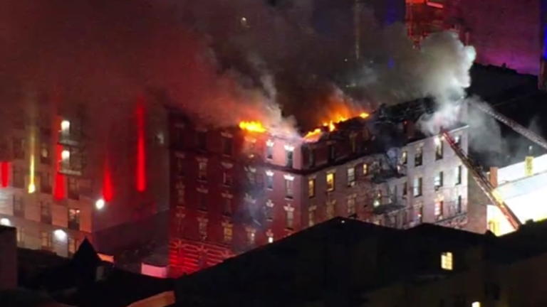 Bronx apartment building fire leaves 1 dead, 4 injured