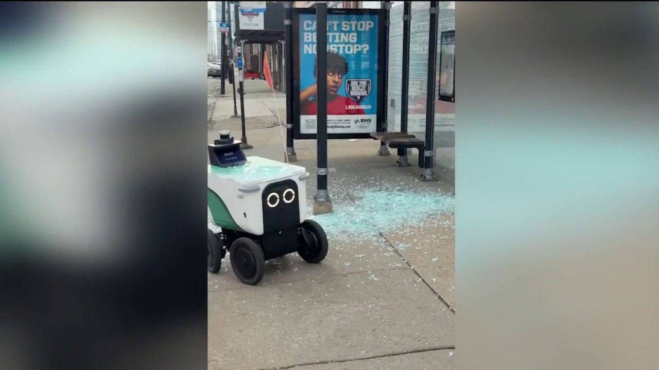 Delivery robots crash twice in Chicago, raising safety concerns