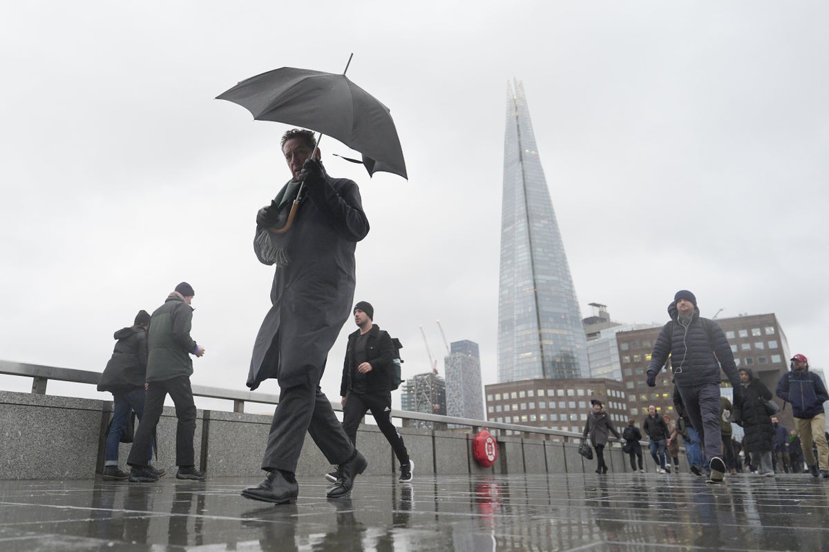 Arctic winds to bring midweek cold snap and frost to UK