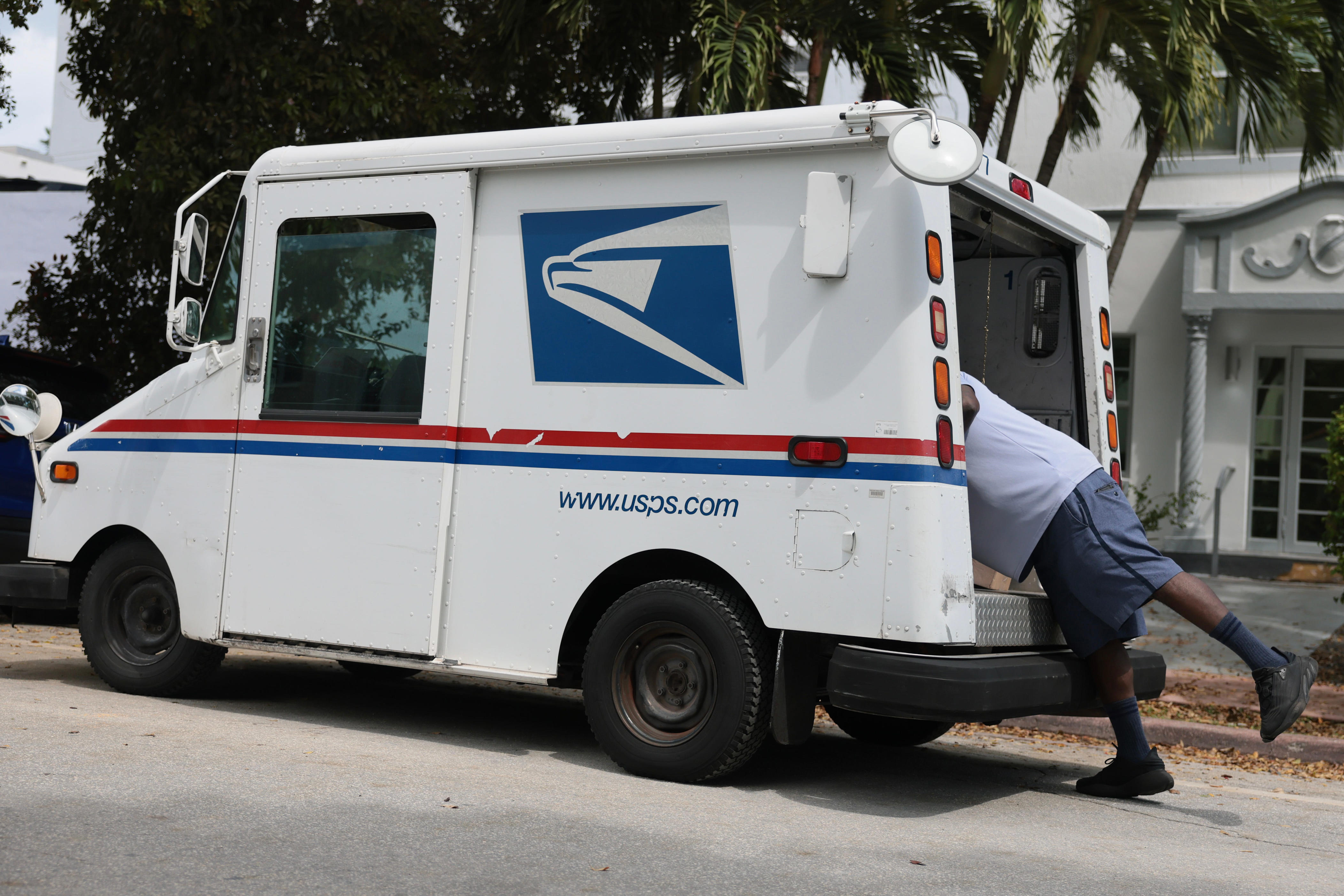 Sending a package? USPS might raise prices by 8%
