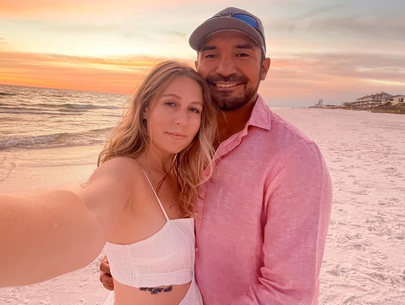 American shot and killed outside Bahamas bar by off-duty cop