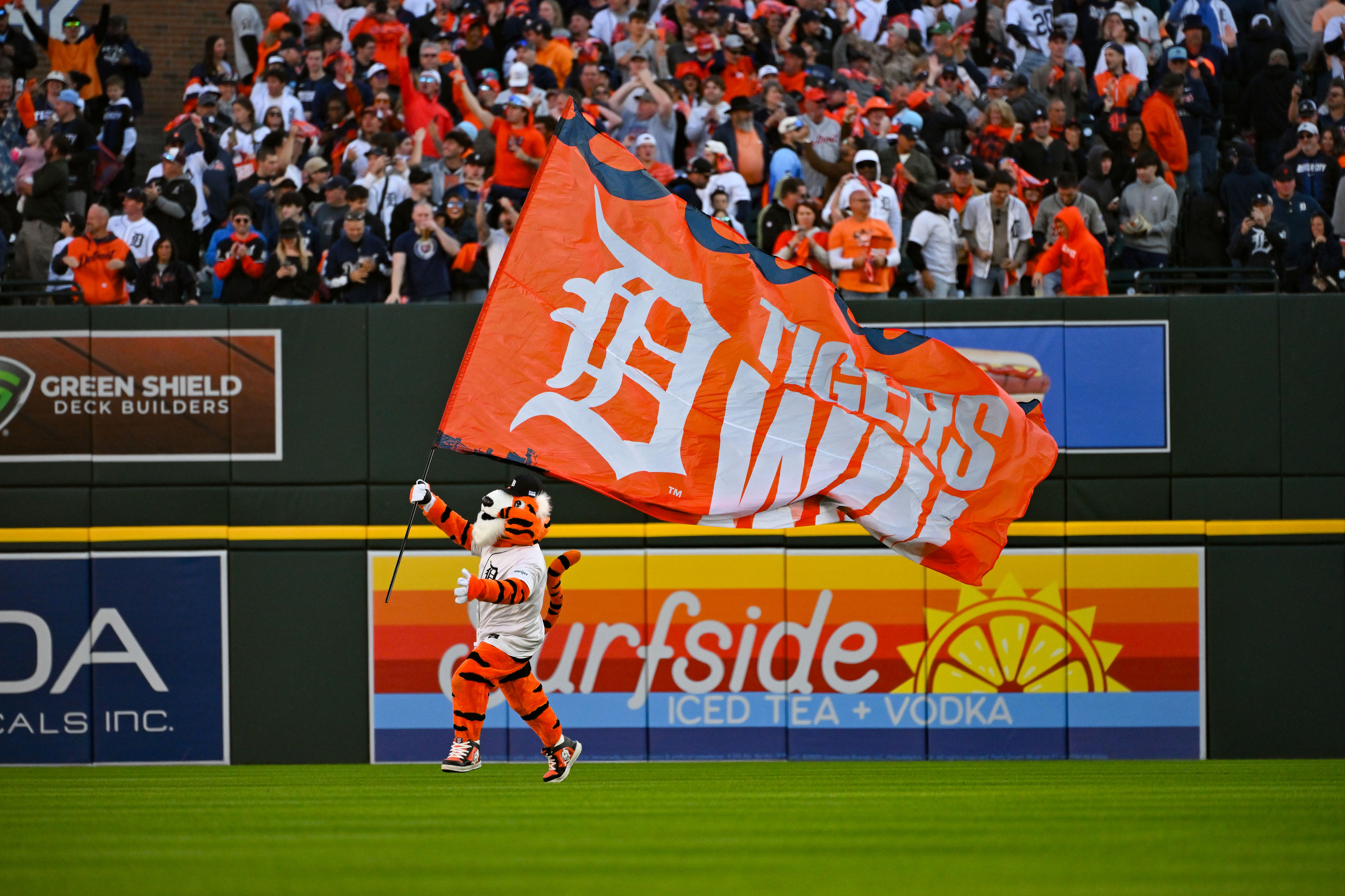 Game 1: Detroit Tigers vs. San Diego Padres, 4:10 p.m.