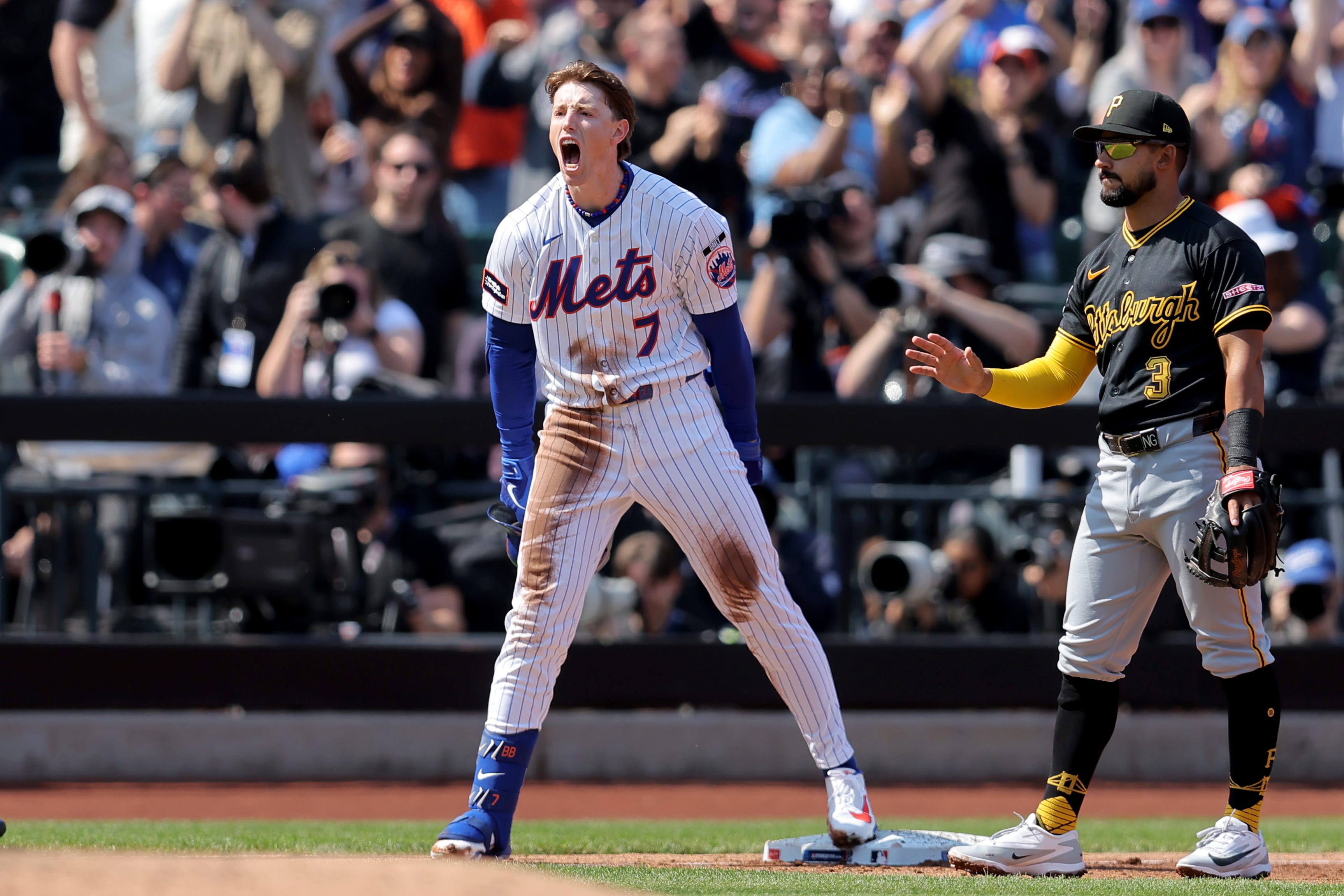 What a wild first inning as NY Mets knock out Paul Skenes on Opening Day