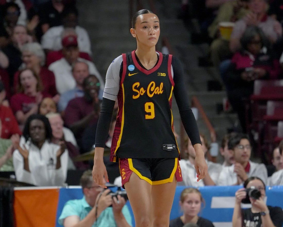 USC’s Jazzy Davidson named USBWA National Freshman of the Year