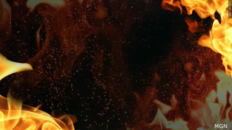 Firefighter injured while battling fire in Barren County