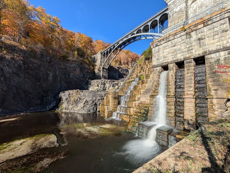 This abandoned New York dam ruins site still looks astonishingly preserved