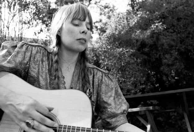 Joni Mitchell is a freaking legend, but most people don't know these 19 ...