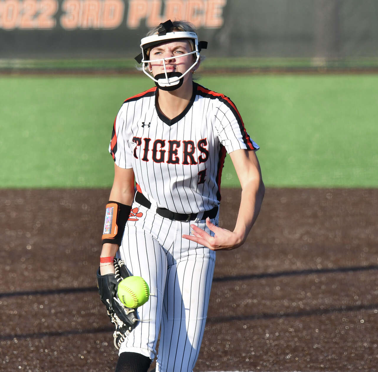 EHS softball rallies past Southwestern