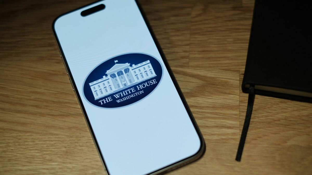 White House frantically deletes cryptic post as conspiracy theories swirl