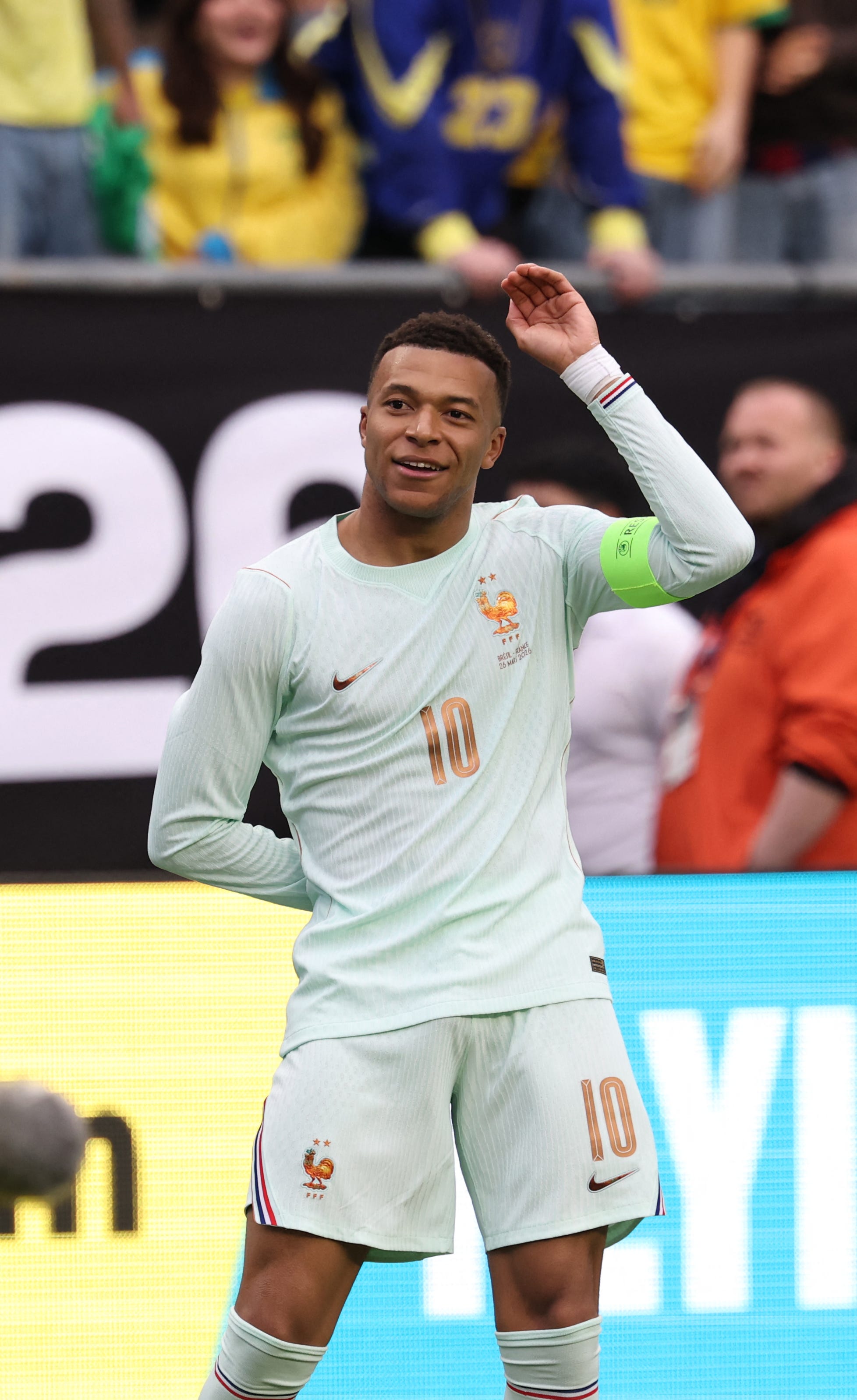 10-man France holds off Brazil to win friendly in Foxborough: Result ...