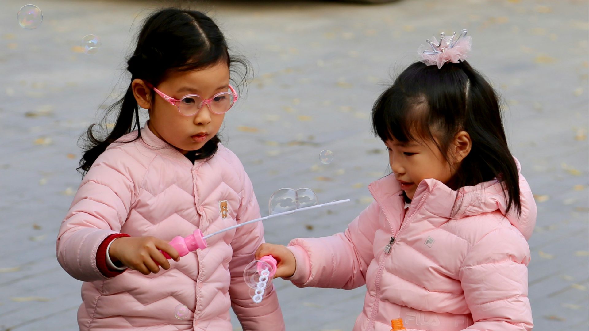 20 signs you're raising kind-hearted kids