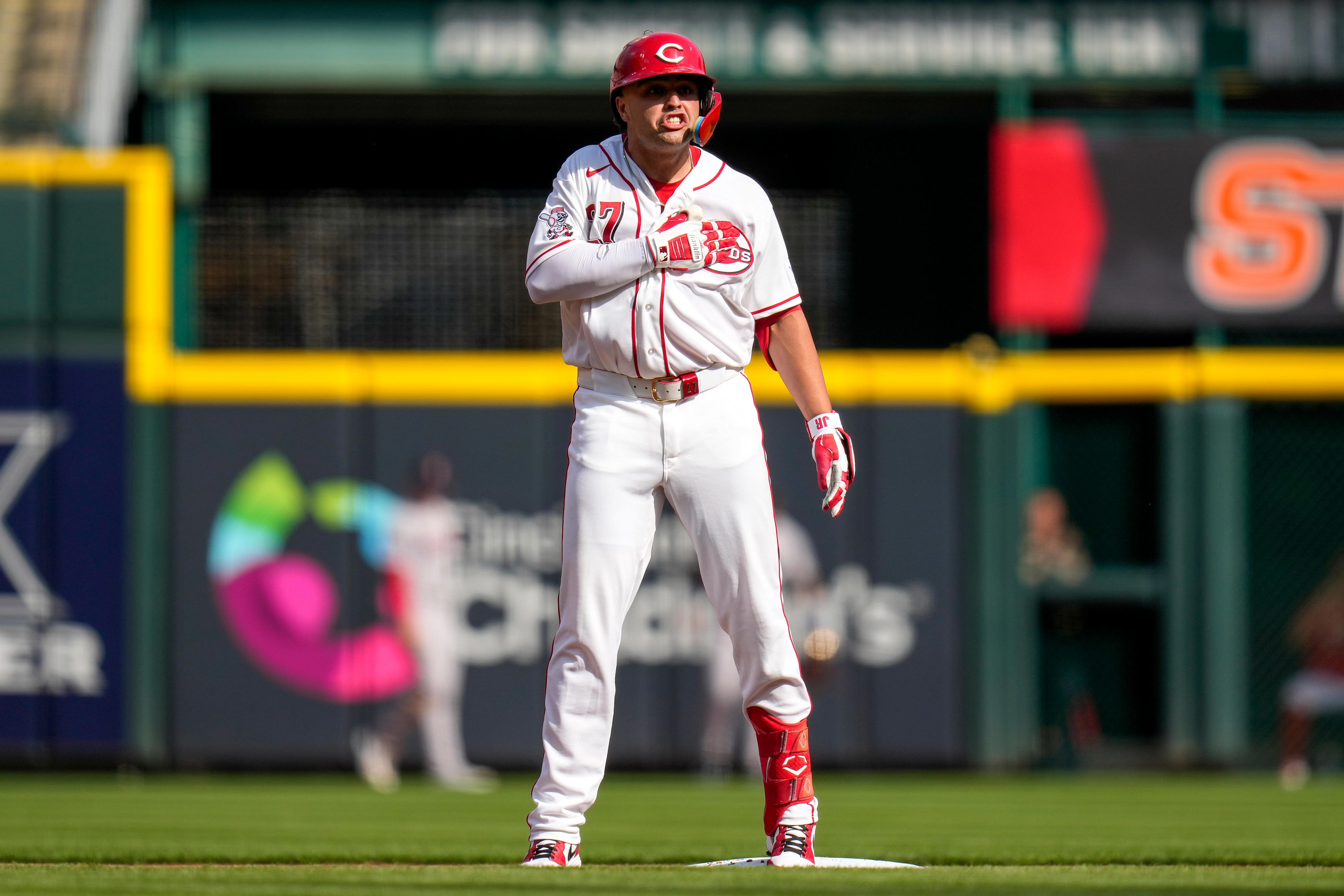 Cincinnati Reds fall to Boston Red Sox on Opening Day | Replay