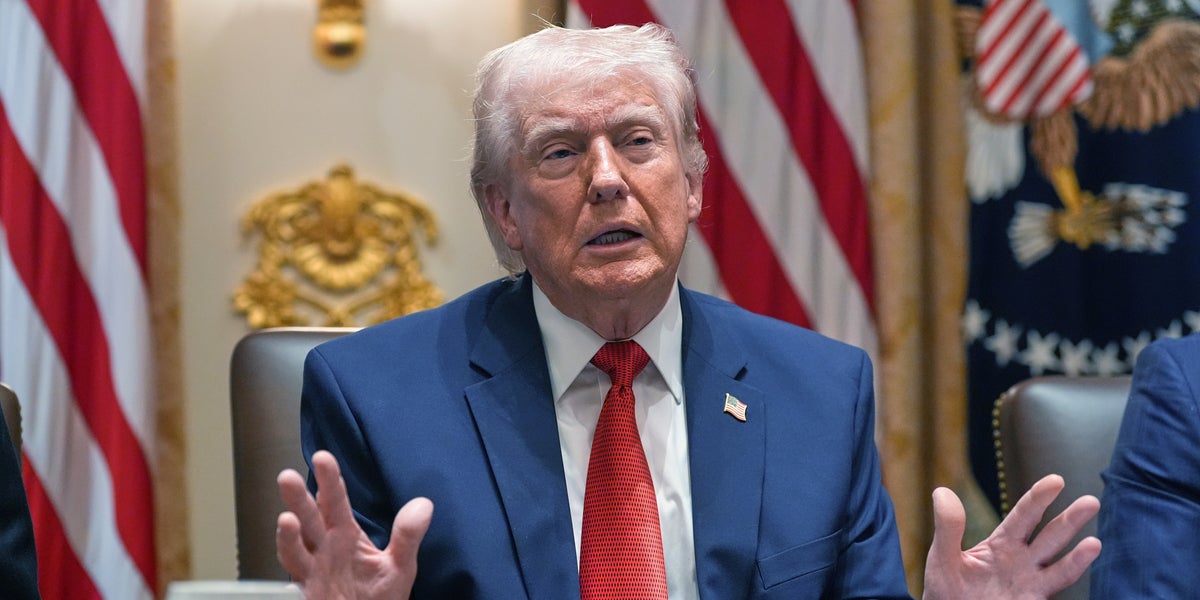 Trump reveals 'present' he received from Iran