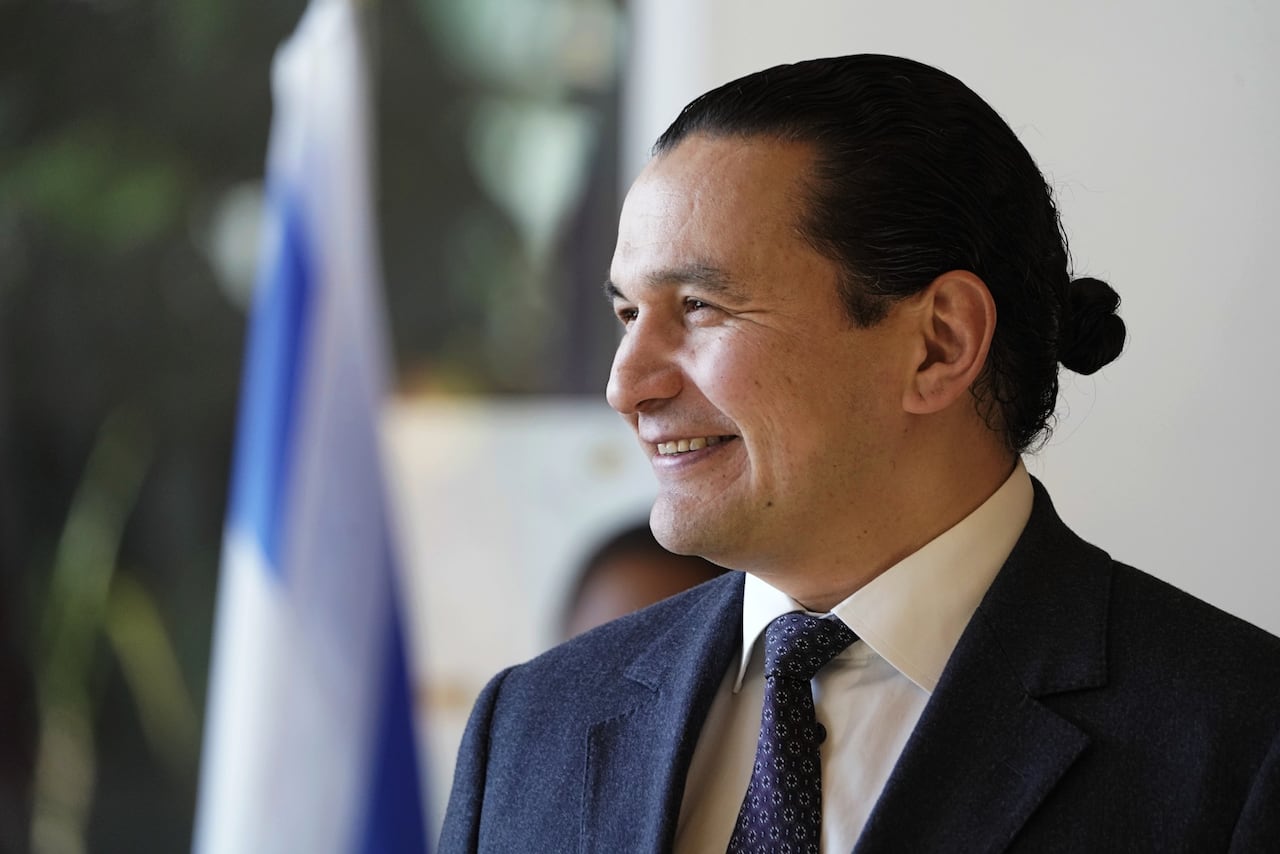 Days of time change 'pretty much at the end' in Manitoba, premier suggests