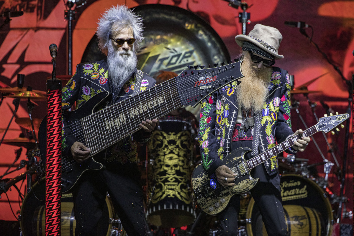 Iconic ’70s rock band announces update on 2026 tour