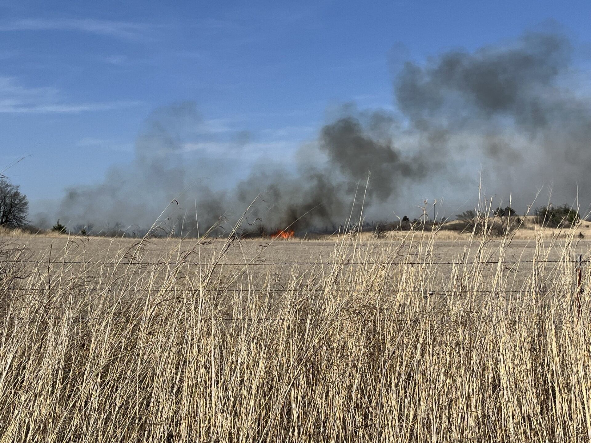 Wildfire near Winfield contained after burning four miles