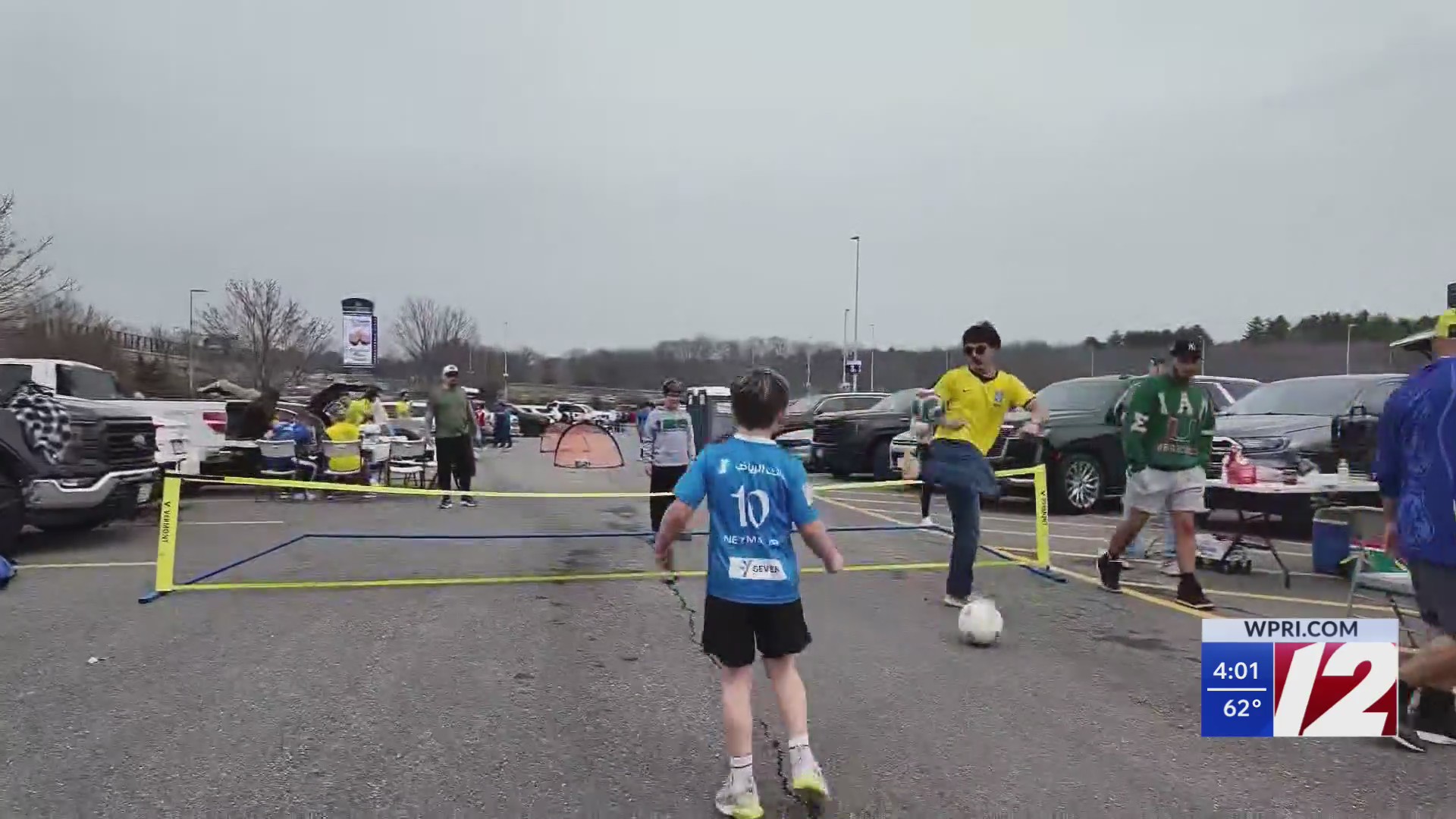 'Once in a lifetime dream': Fans from across country head to Gillette ...