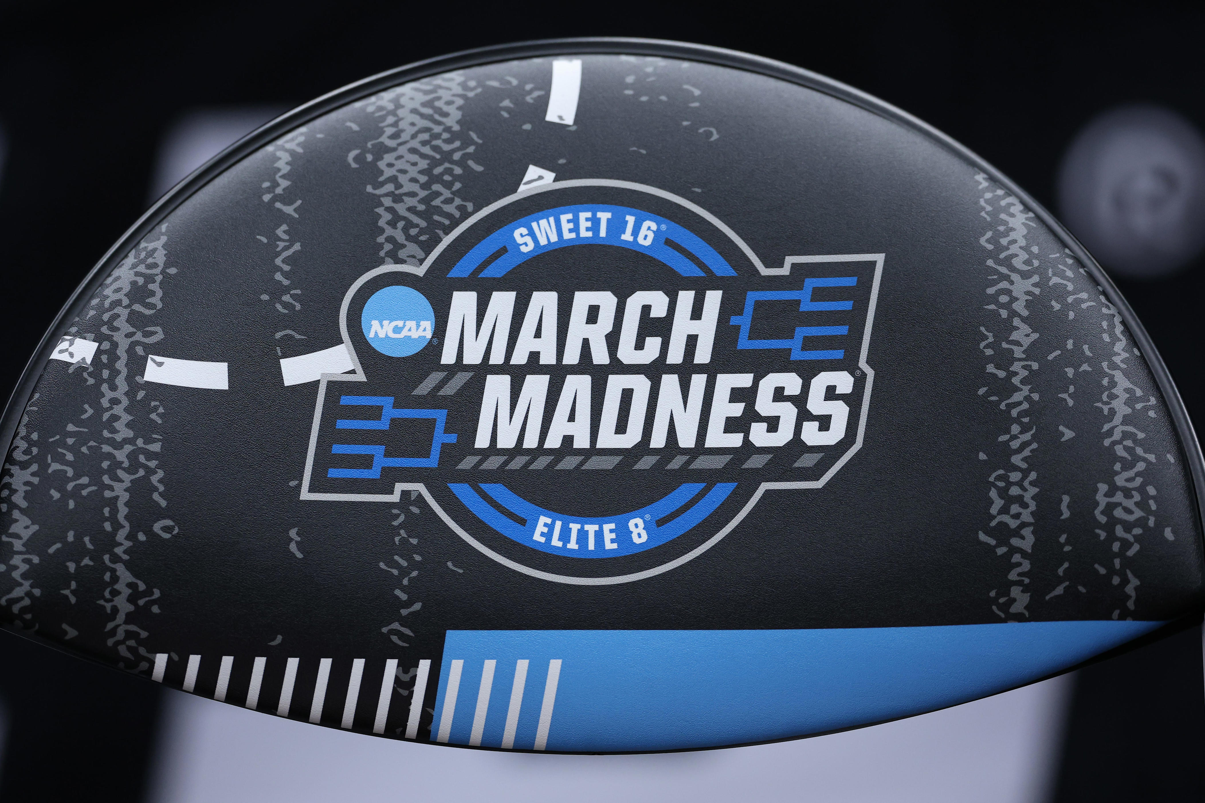 2026 men's NCAA tournament expert picks: Predictions for Elite 8 games ...
