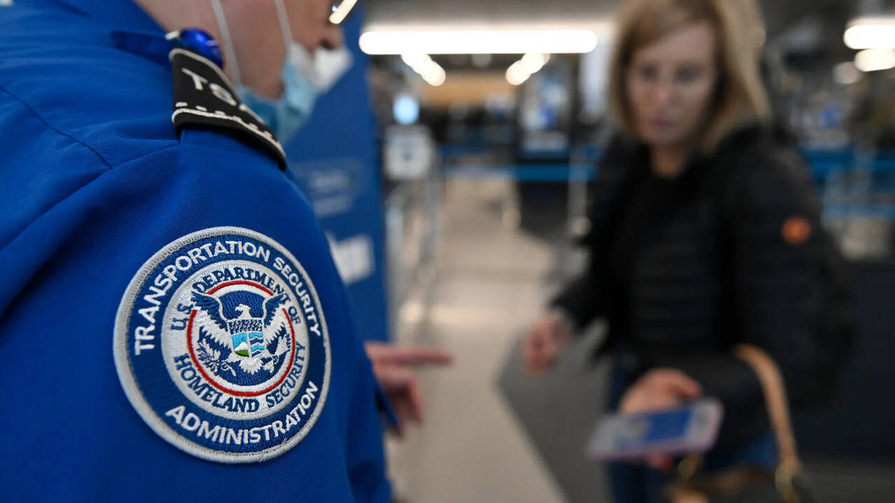 Impact of TSA staffing shortages on US airports