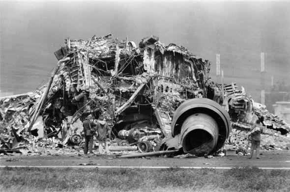 Worst plane crash in history killed 583 as pilot uttered chilling last ...
