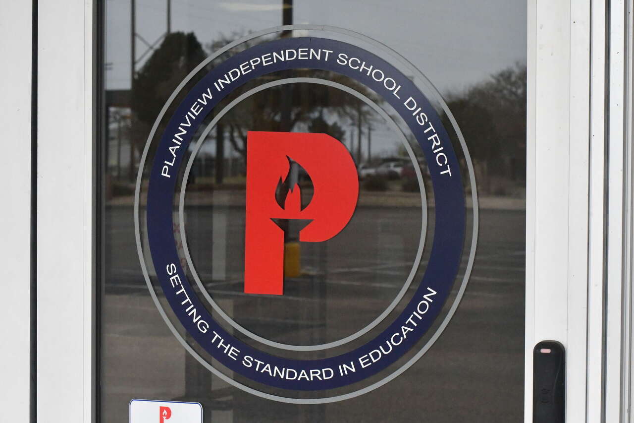 Plainview ISD board sets May 7 special meeting for superintendent ...