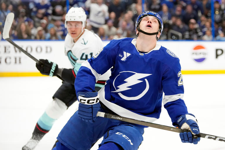 Montour scores in OT to lead Kraken past Lightning 4-3