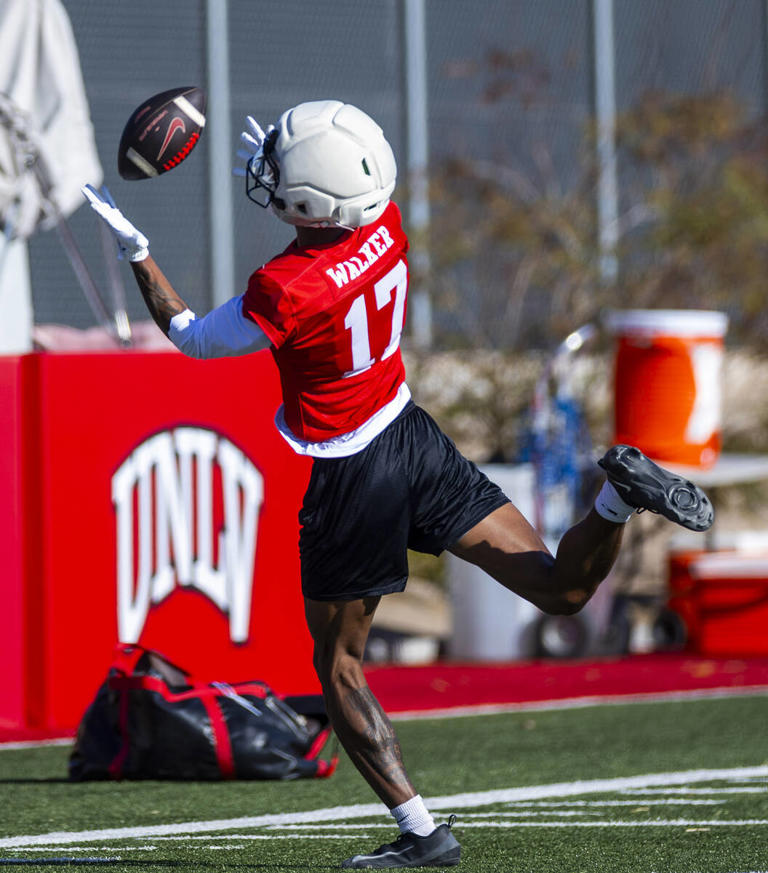 A new quarterback is on the horizon for UNLV football — photos