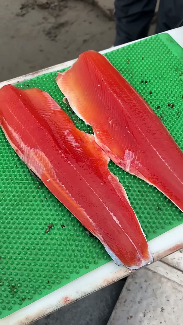 What species of fish has meat that looks like this?