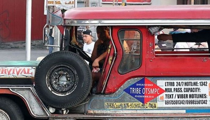 Manila to pay jeepney drivers P3,000 a day for free ride program